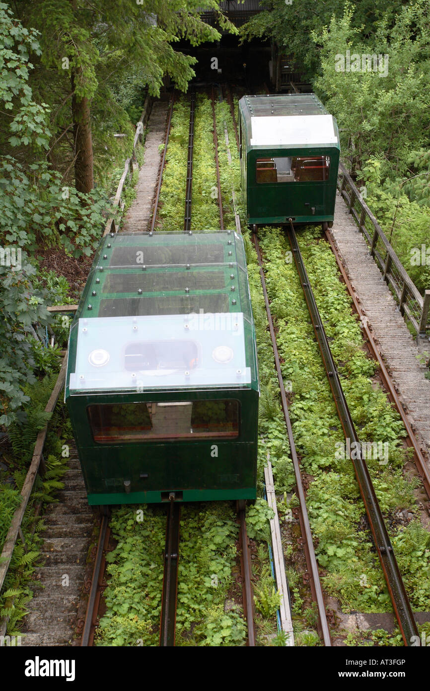 Cable car run water hi-res stock photography and images - Alamy