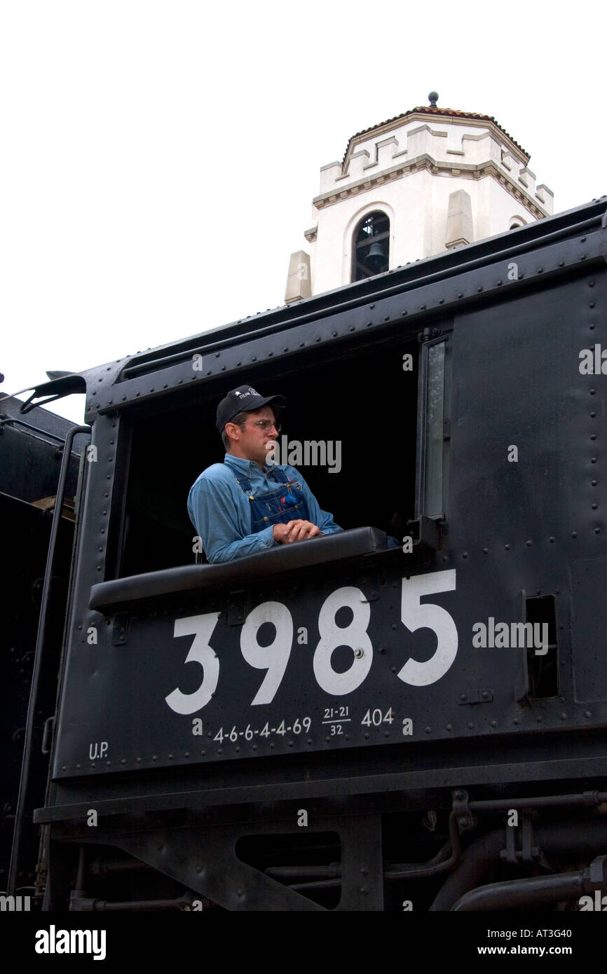 Railroad engineer hi-res stock photography and images - Alamy