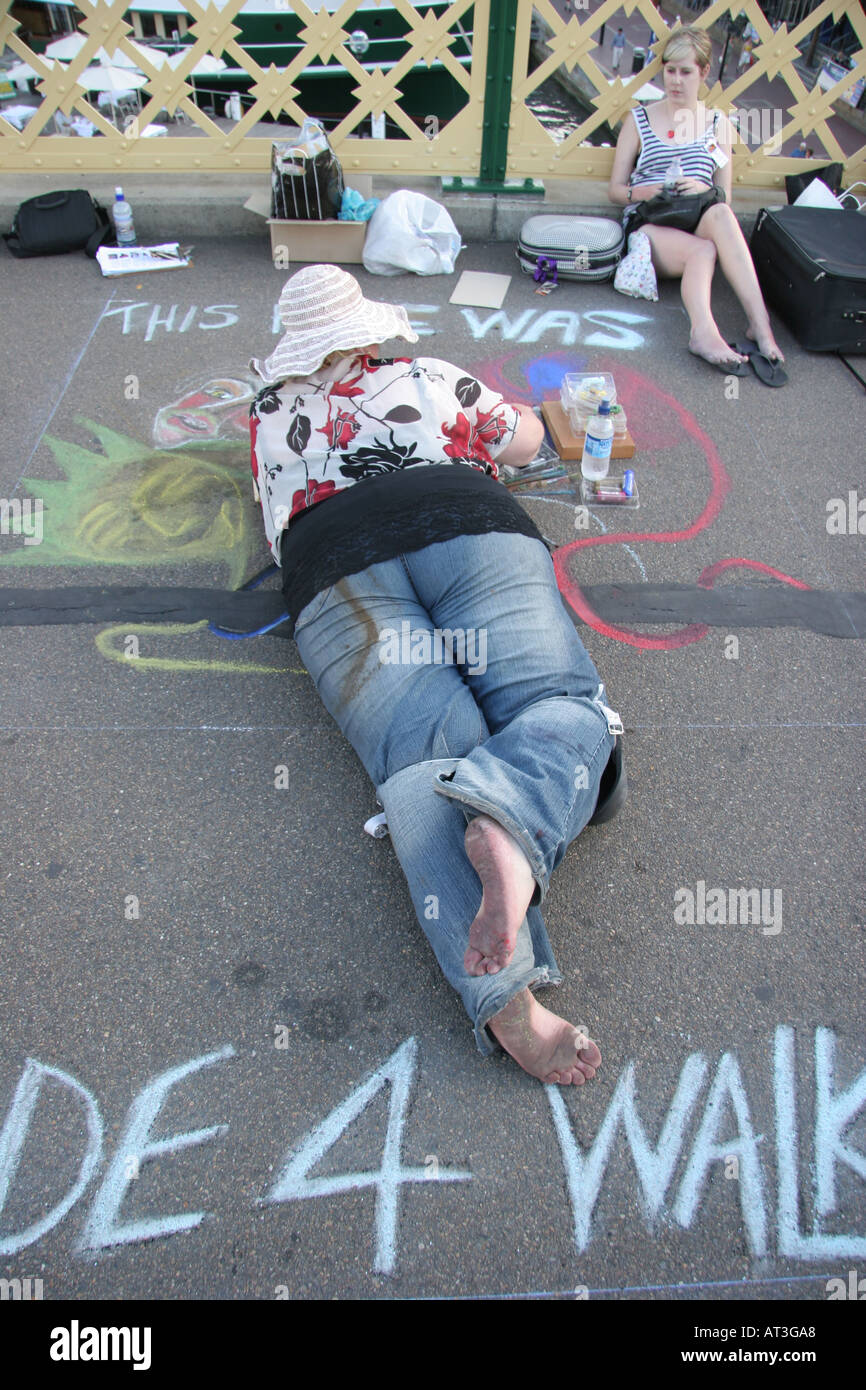 Chalk pavement art sydney hi-res stock photography and images - Alamy