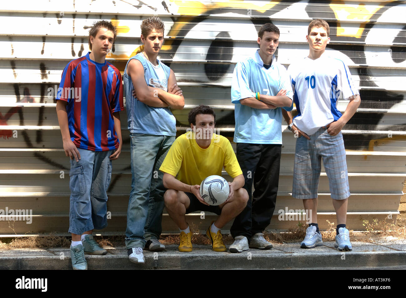 Group of teenage soccer friends Stock Photo - Alamy