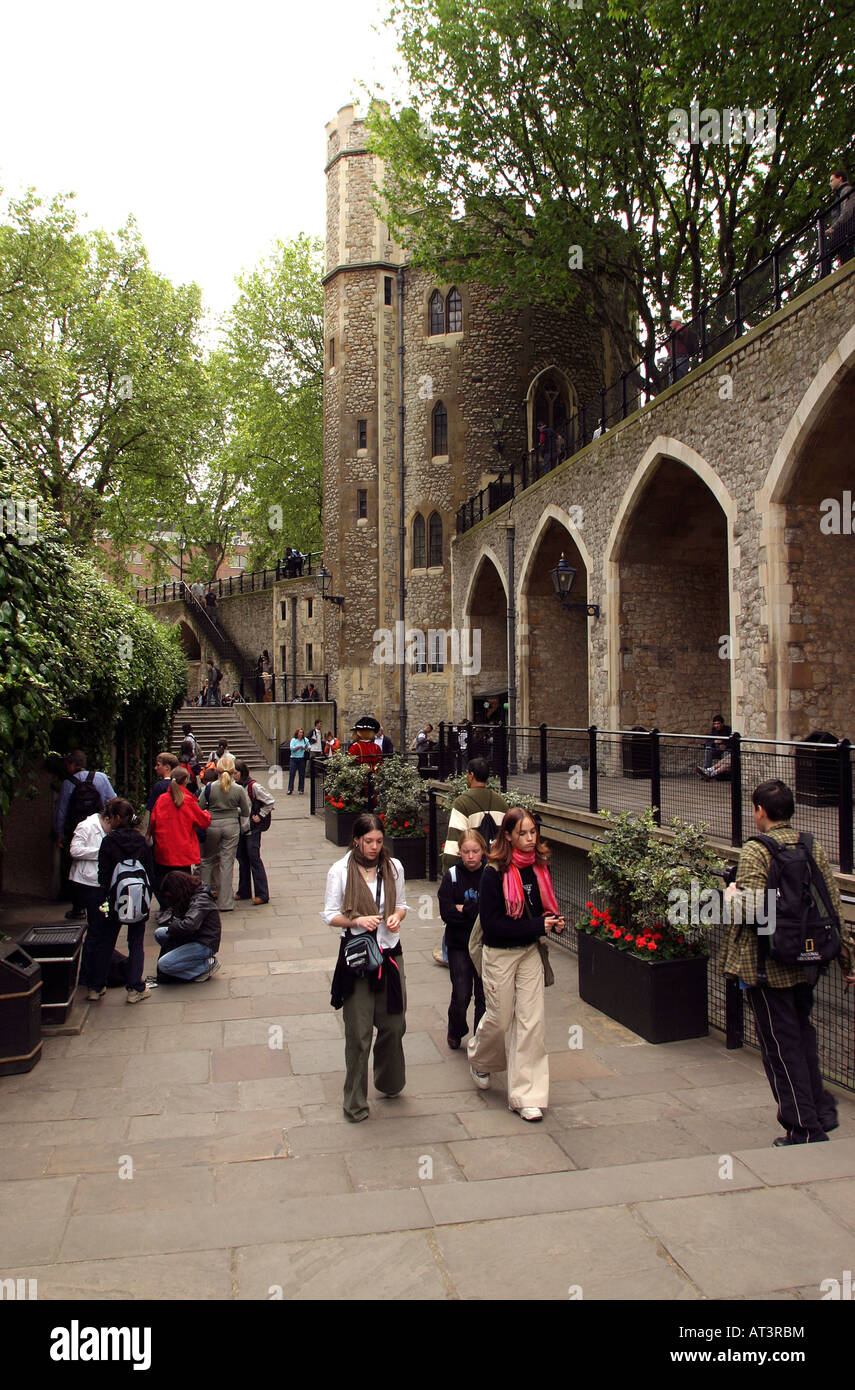 UK London Tower of London people visiting Stock Photo - Alamy