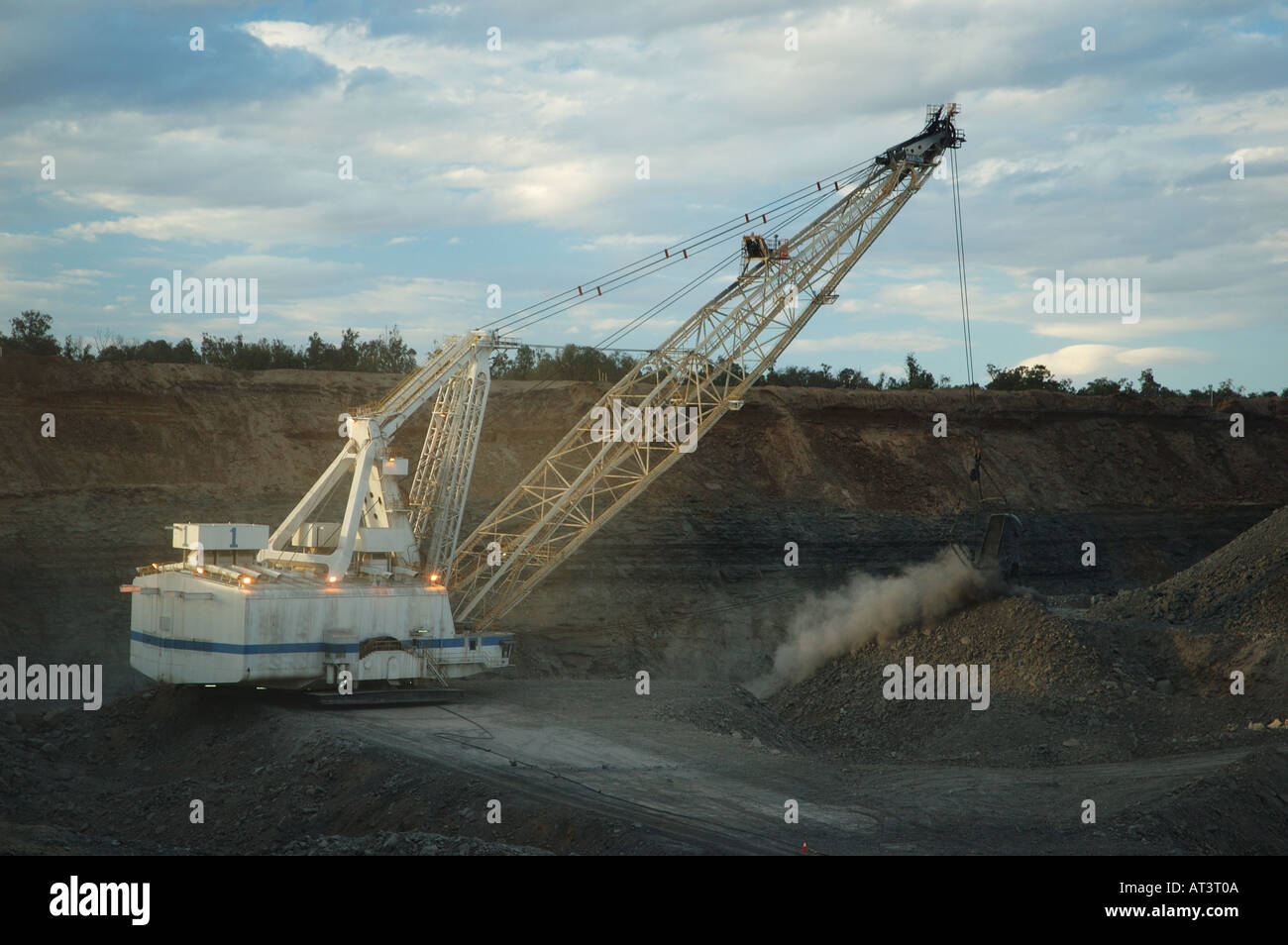 Dragline Central Queensland coal basin Australia Stock Photo - Alamy