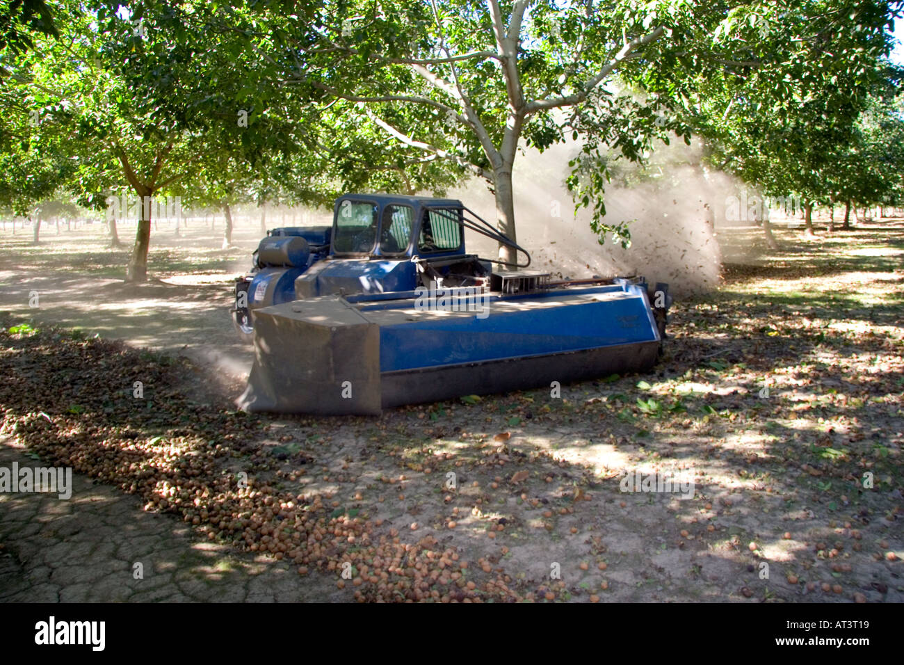 Windrow machine hi-res stock photography and images - Alamy