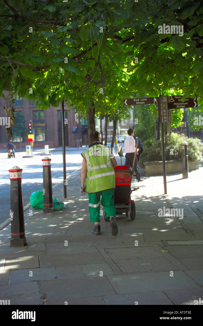London street cleaner Stock Photo - Alamy