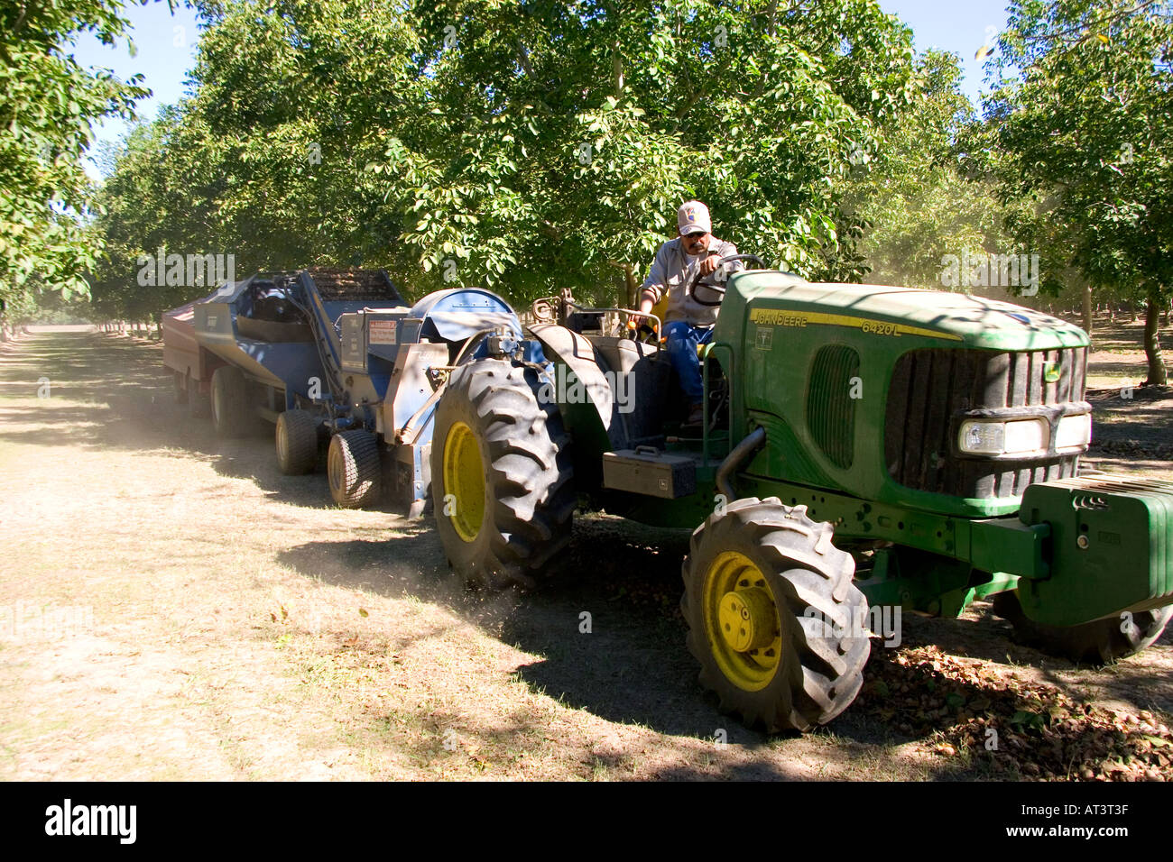 Orchard transporter hi-res stock photography and images - Alamy
