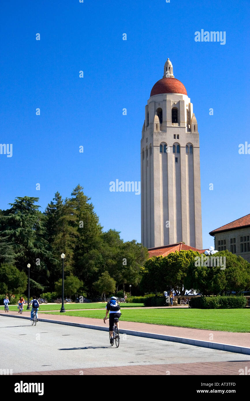Hoover Tower at the campus of Stanford University in Palo Alto ...