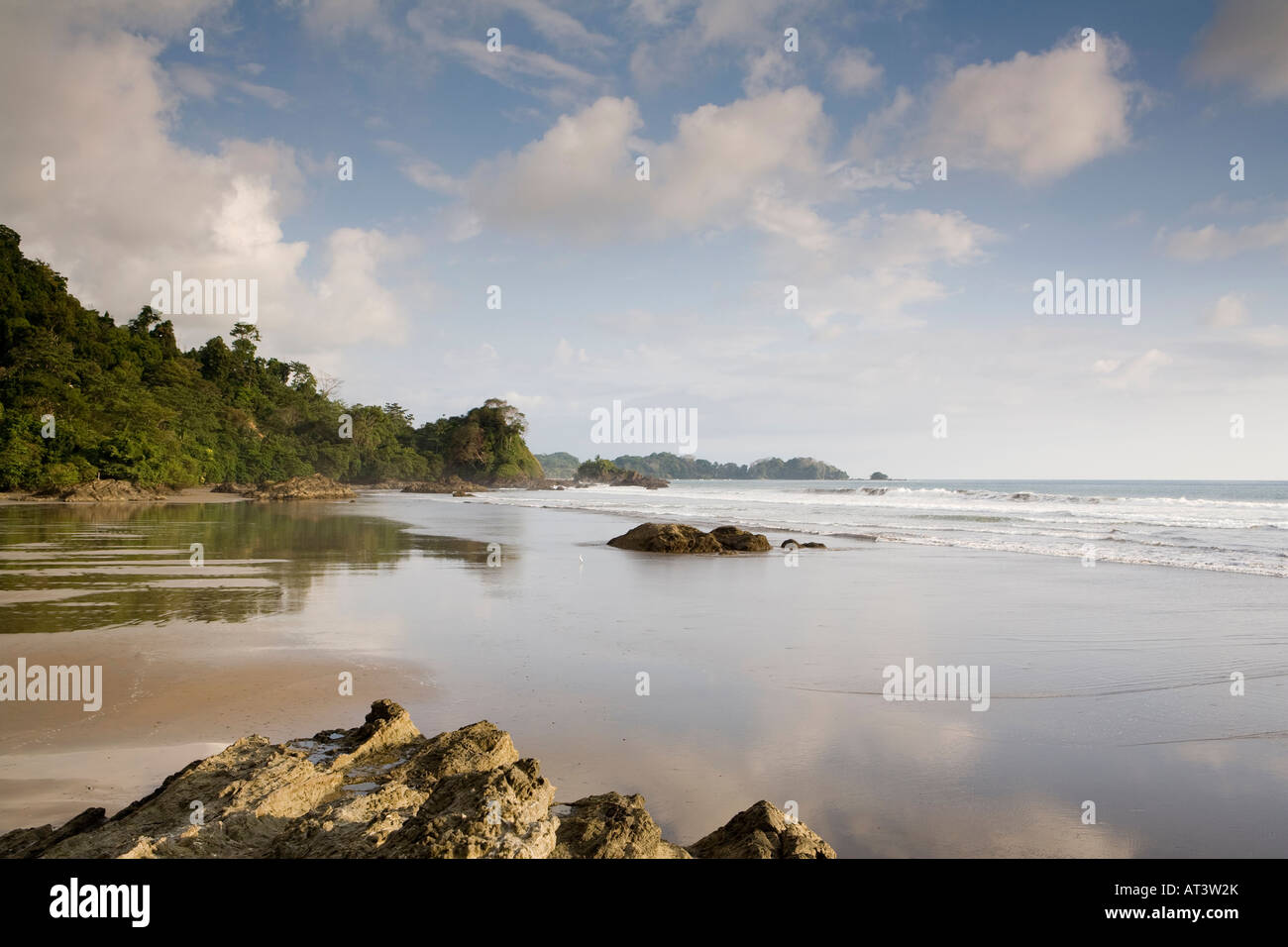 Costa Rica Dominicalito beach and Pacific Ocean Stock Photo - Alamy