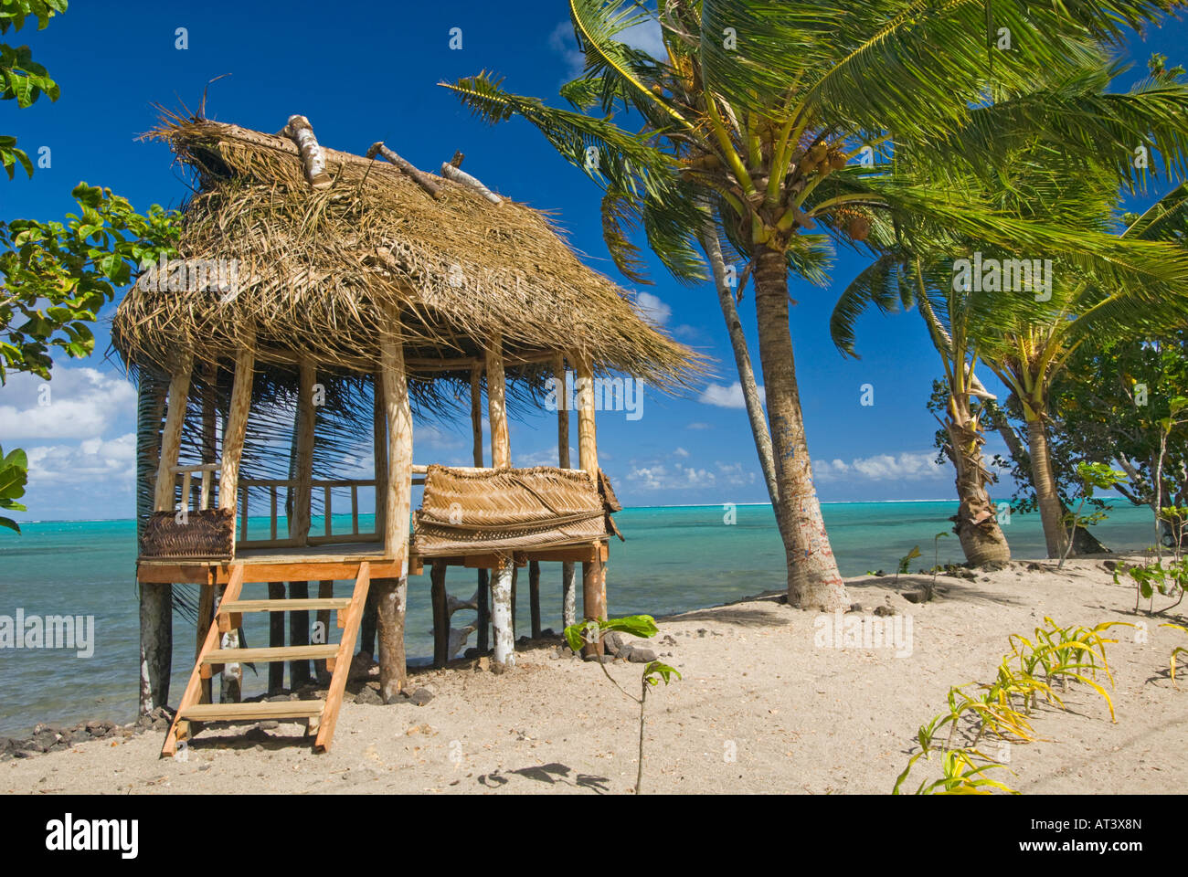 Traditional samoan house hi-res stock photography and images - Alamy