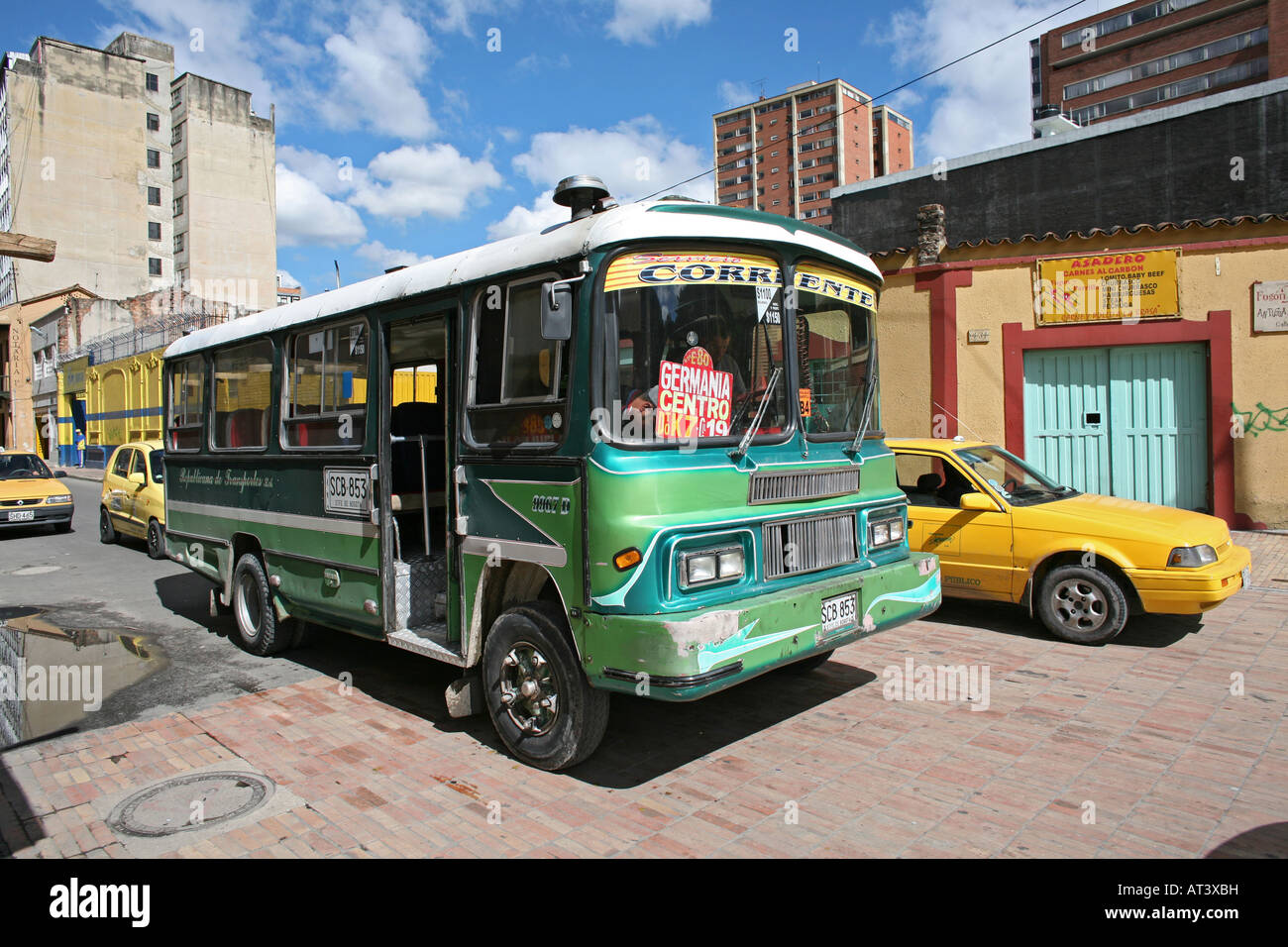 Bogota public transport hi-res stock photography and images - Alamy