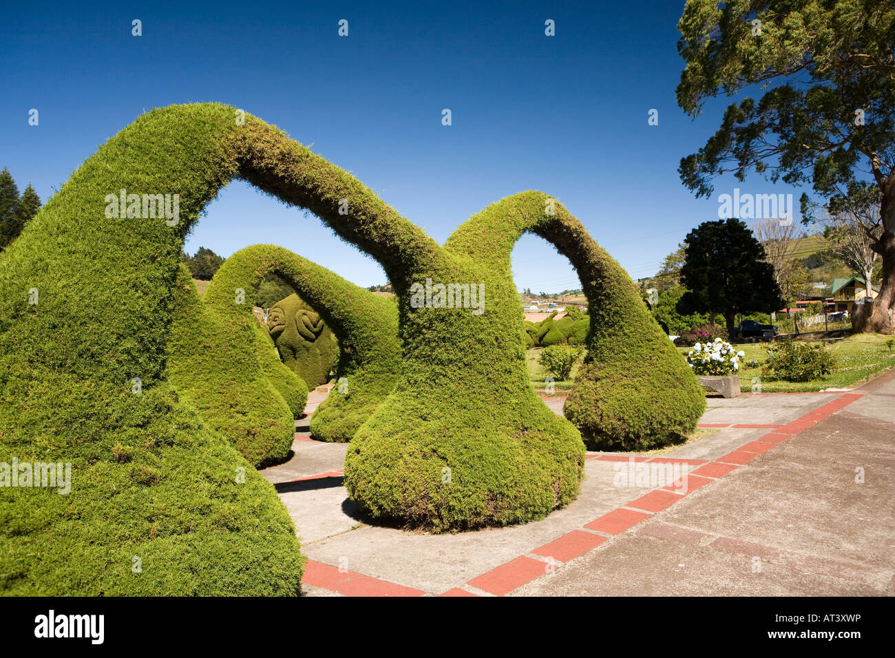 Costa Rica Zarcero Parque Francesco Alvarado park topiary by Evangeliso ...