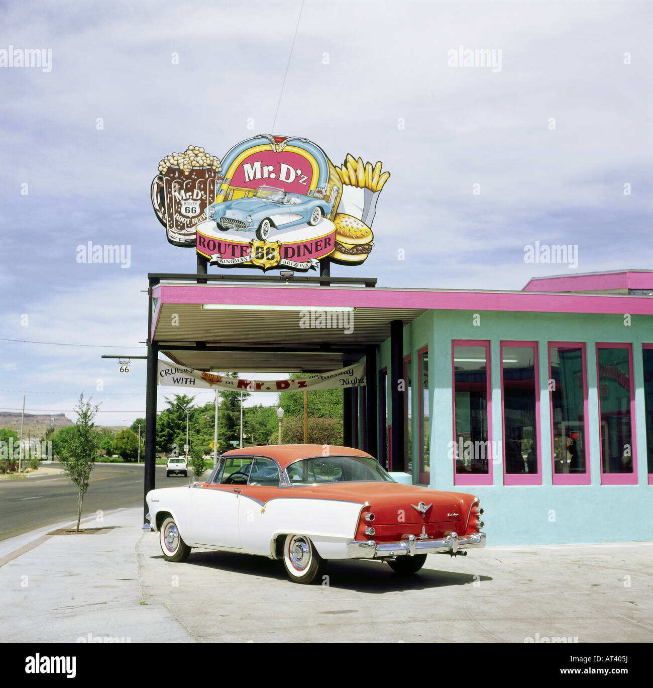 Highway restaurant hi-res stock photography and images - Alamy