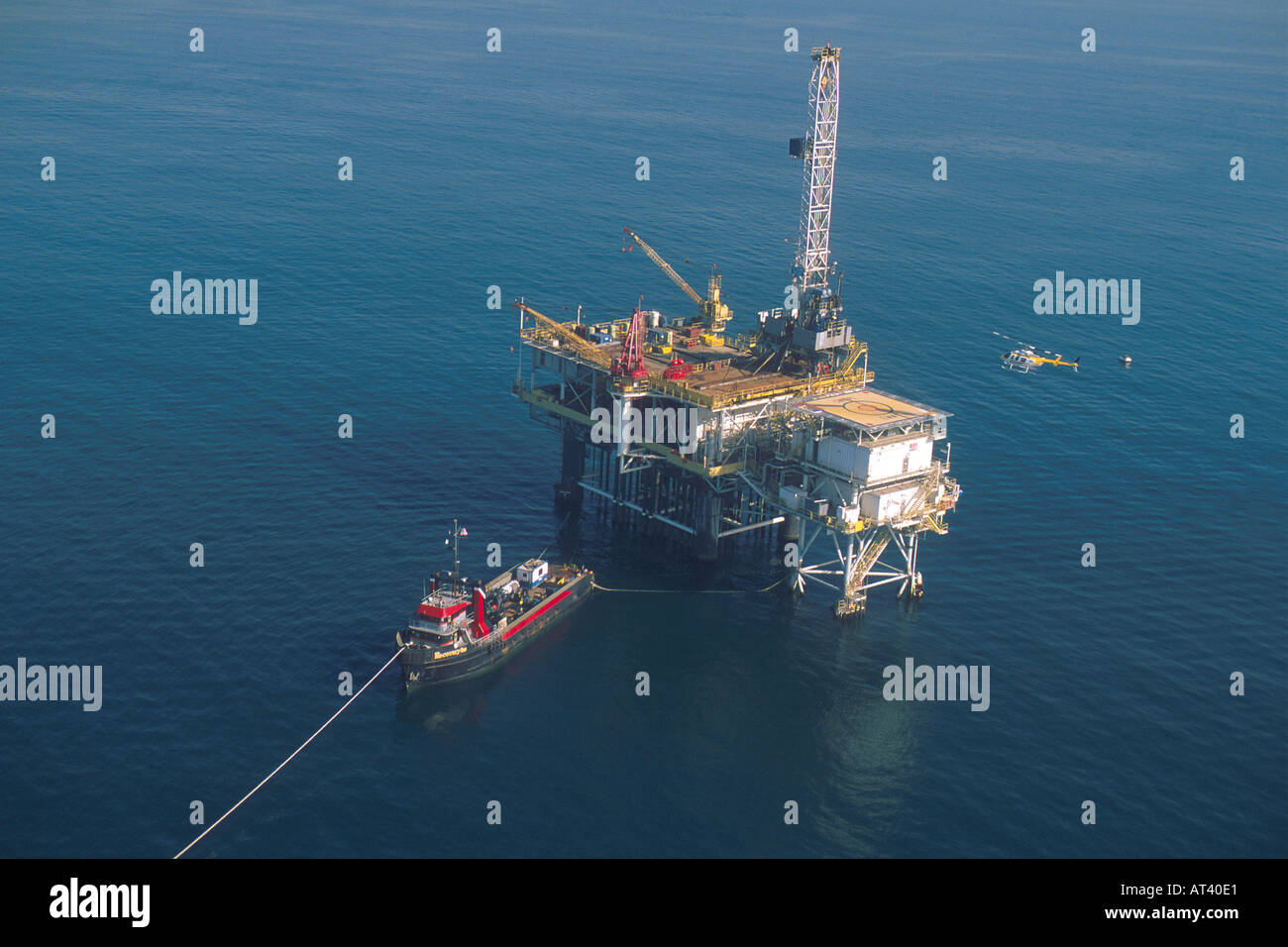 Long beach oil rig hi-res stock photography and images - Alamy