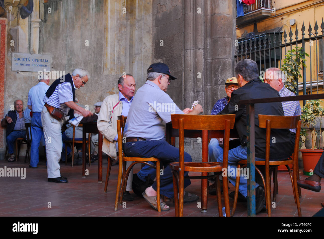 Societa operaia hi-res stock photography and images - Alamy