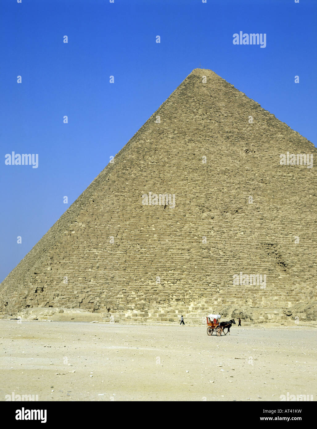 Gizeh pyramid hi-res stock photography and images - Alamy