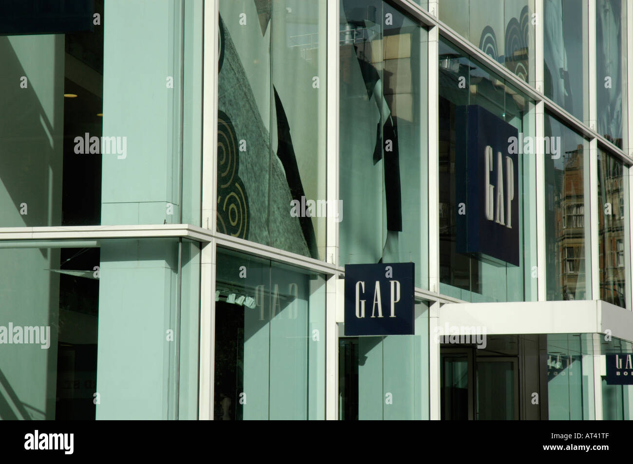 Gap department store on Oxford Street London Stock Photo - Alamy
