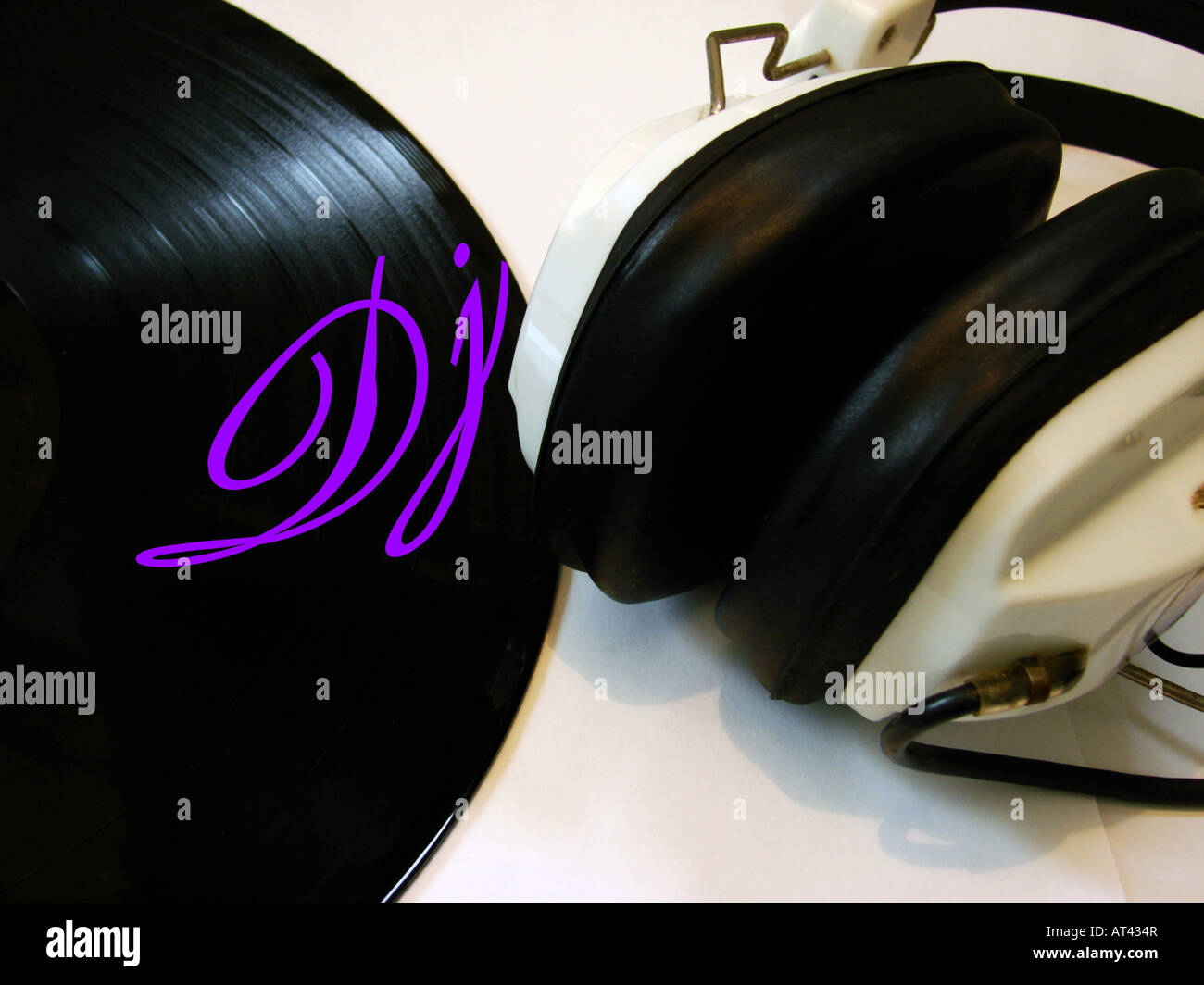 1980s headphones hi-res stock photography and images - Alamy