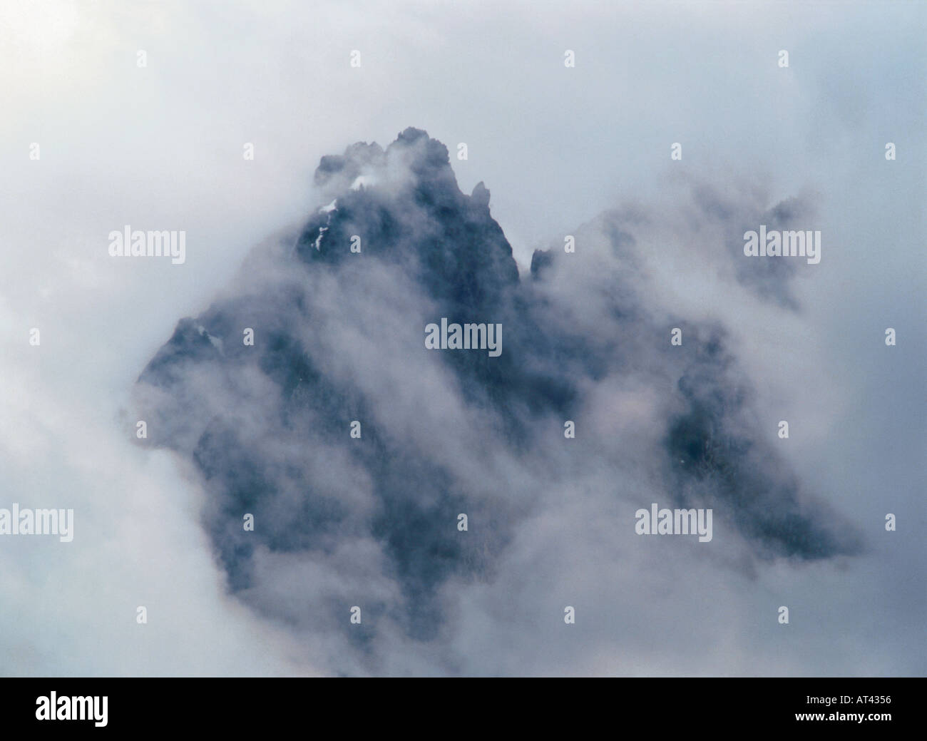 Mt Index of Washington State Stock Photo - Alamy