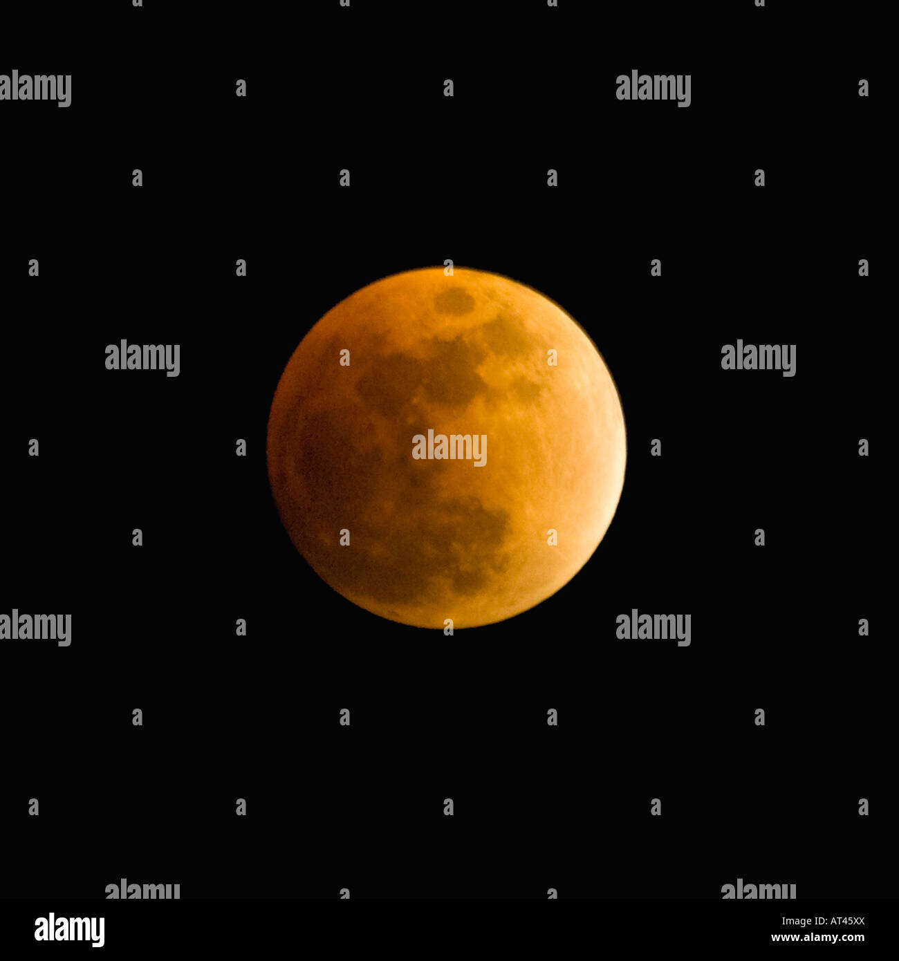 Full lunar eclipse hi-res stock photography and images - Alamy
