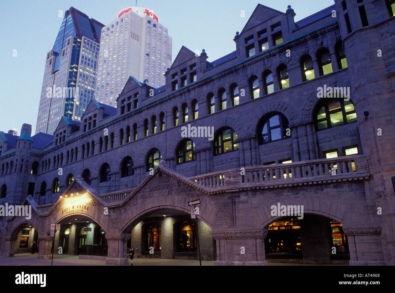 Windsor station canada hi-res stock photography and images - Alamy