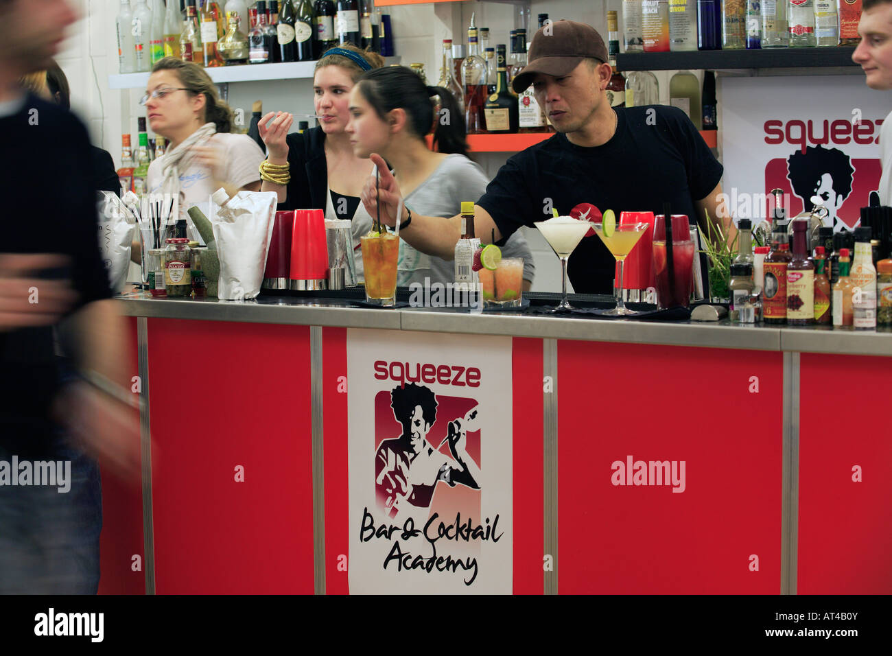 united kingdom london squeeze bar and cocktail academy Stock Photo - Alamy