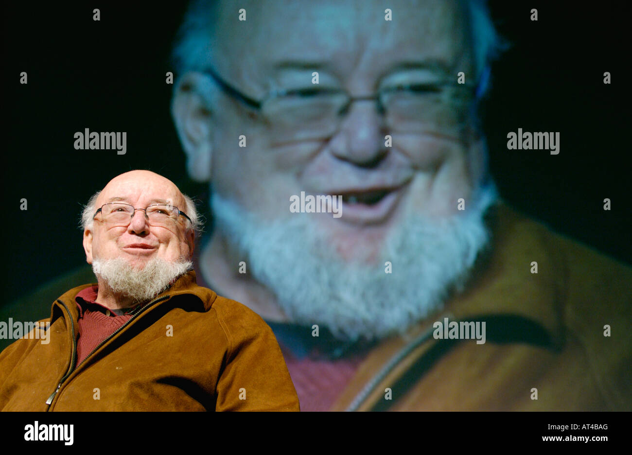 Thomas keneally writer hi-res stock photography and images - Alamy