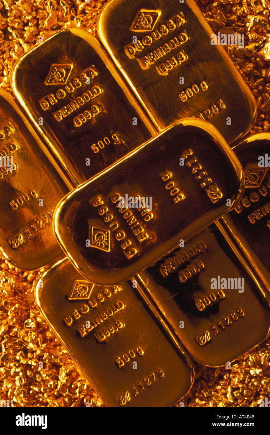 The gold bars hi-res stock photography and images - Alamy