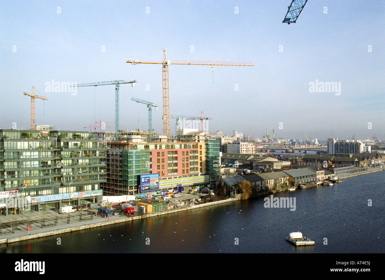 Dublin docklands hi-res stock photography and images - Alamy