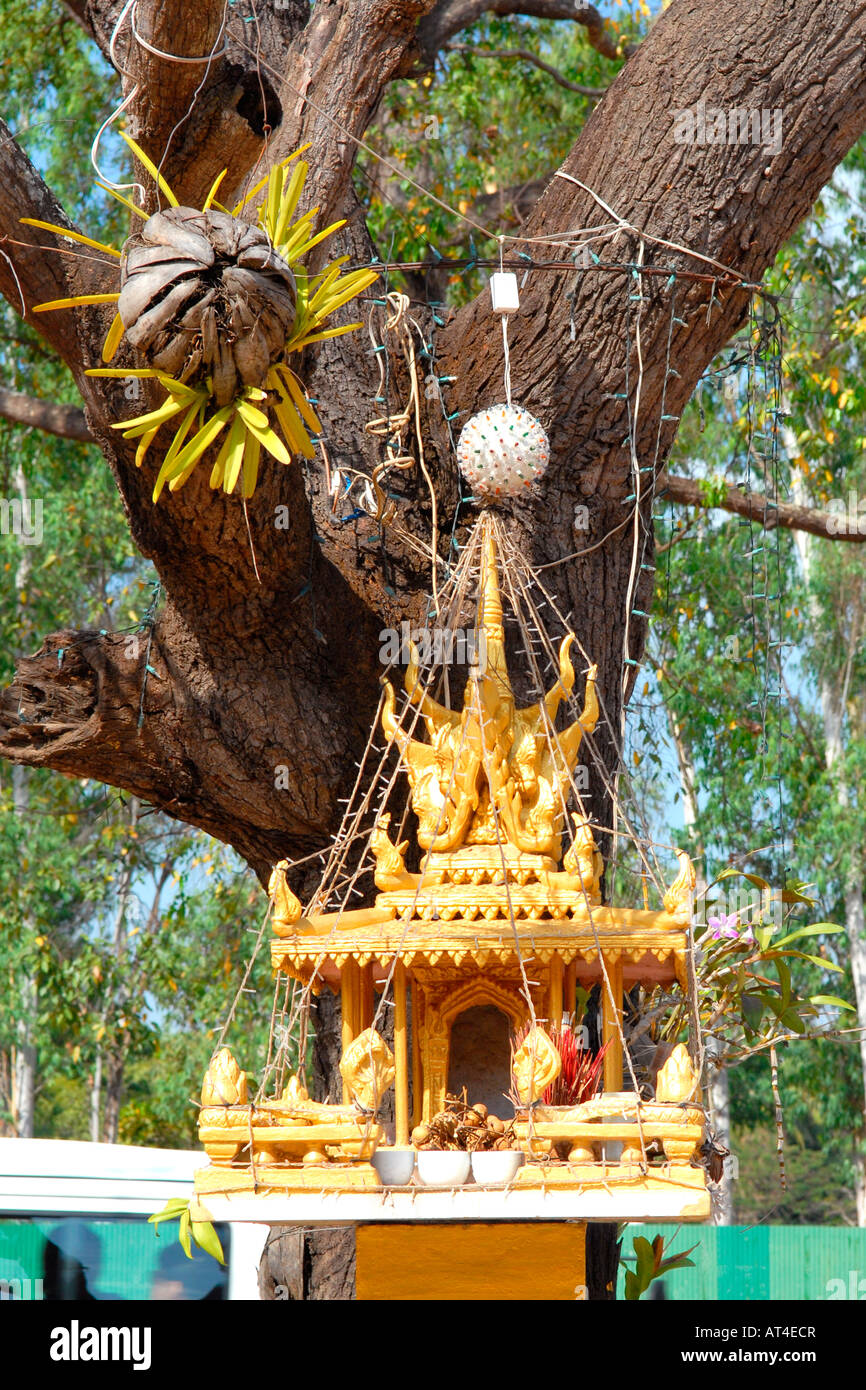 Typical hindu temple on roadside hi-res stock photography and images ...