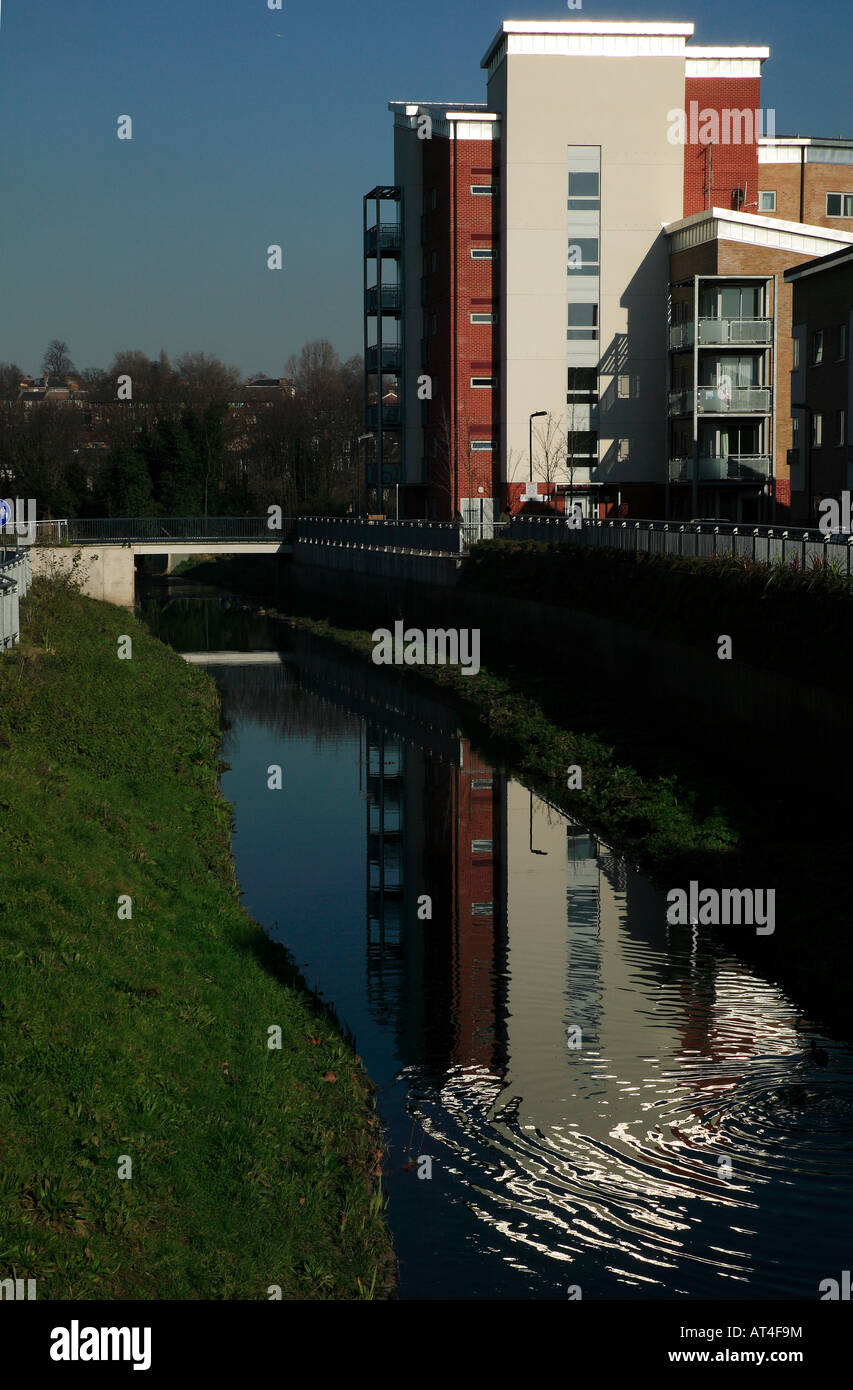 The River Ravensbourn at the Sundermead Estate, Lewisham Stock Photo ...