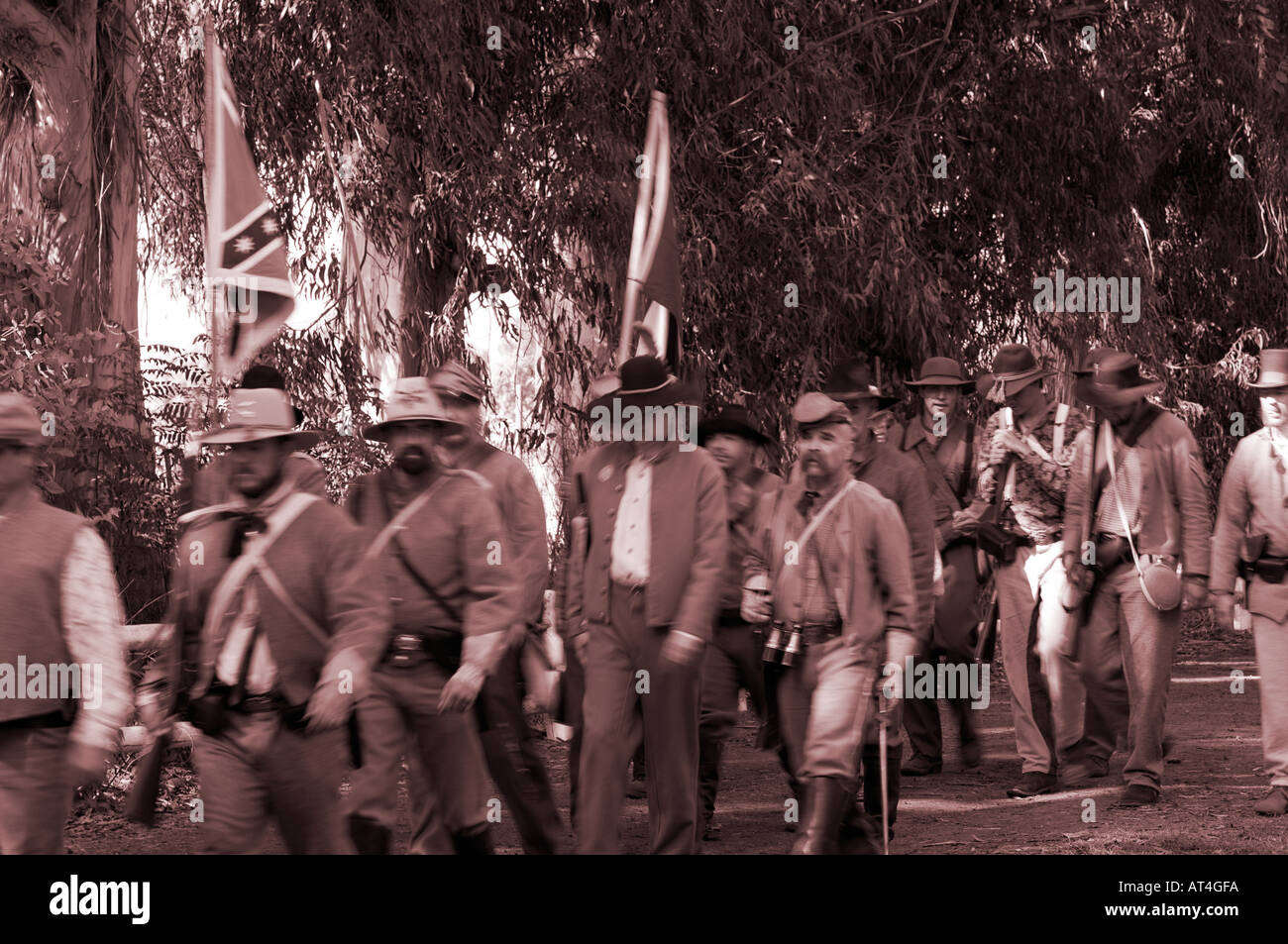 Civil war soldiers marching hi-res stock photography and images - Alamy