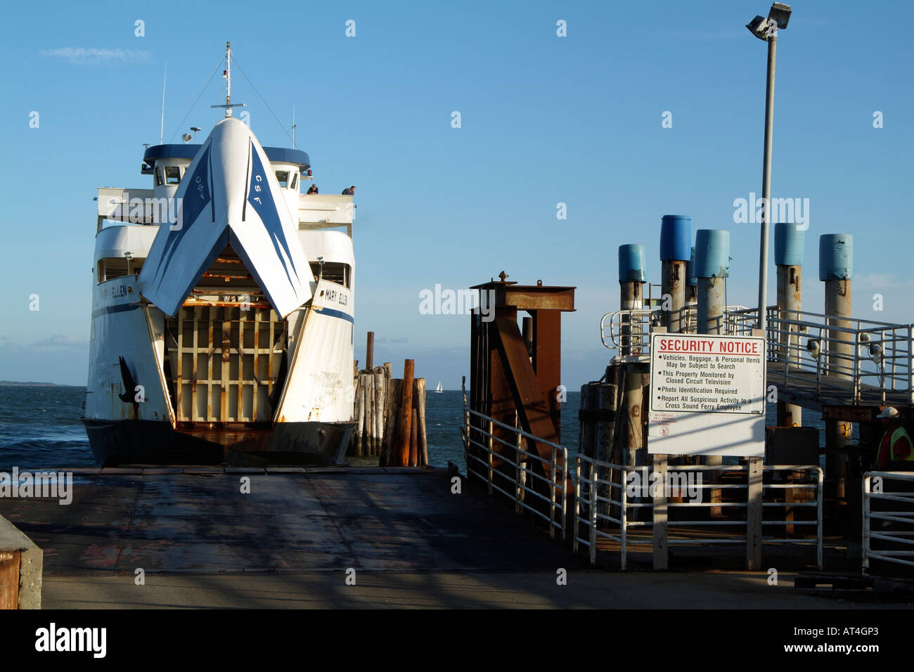 Cross sound ferry new york hi-res stock photography and images - Alamy
