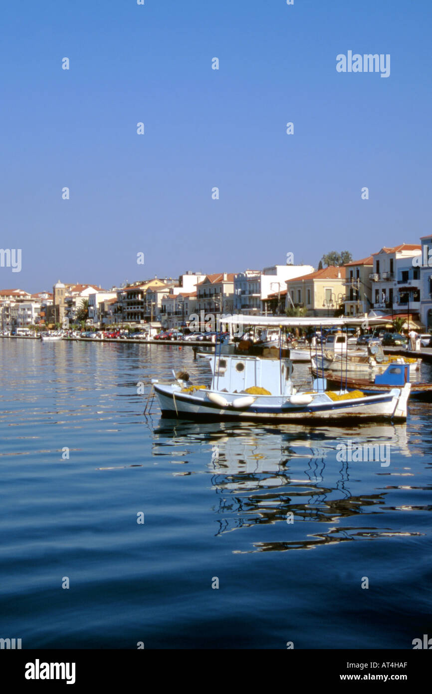 THE WATERFRONT OF SAMOS TOWN SAMOS GREEK ISLAND EUROPE Stock Photo - Alamy