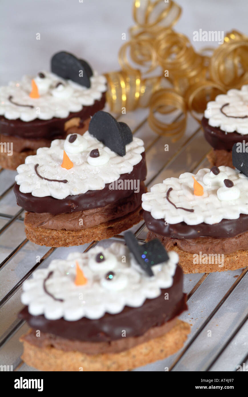 Novelty christmas cake hi-res stock photography and images - Alamy