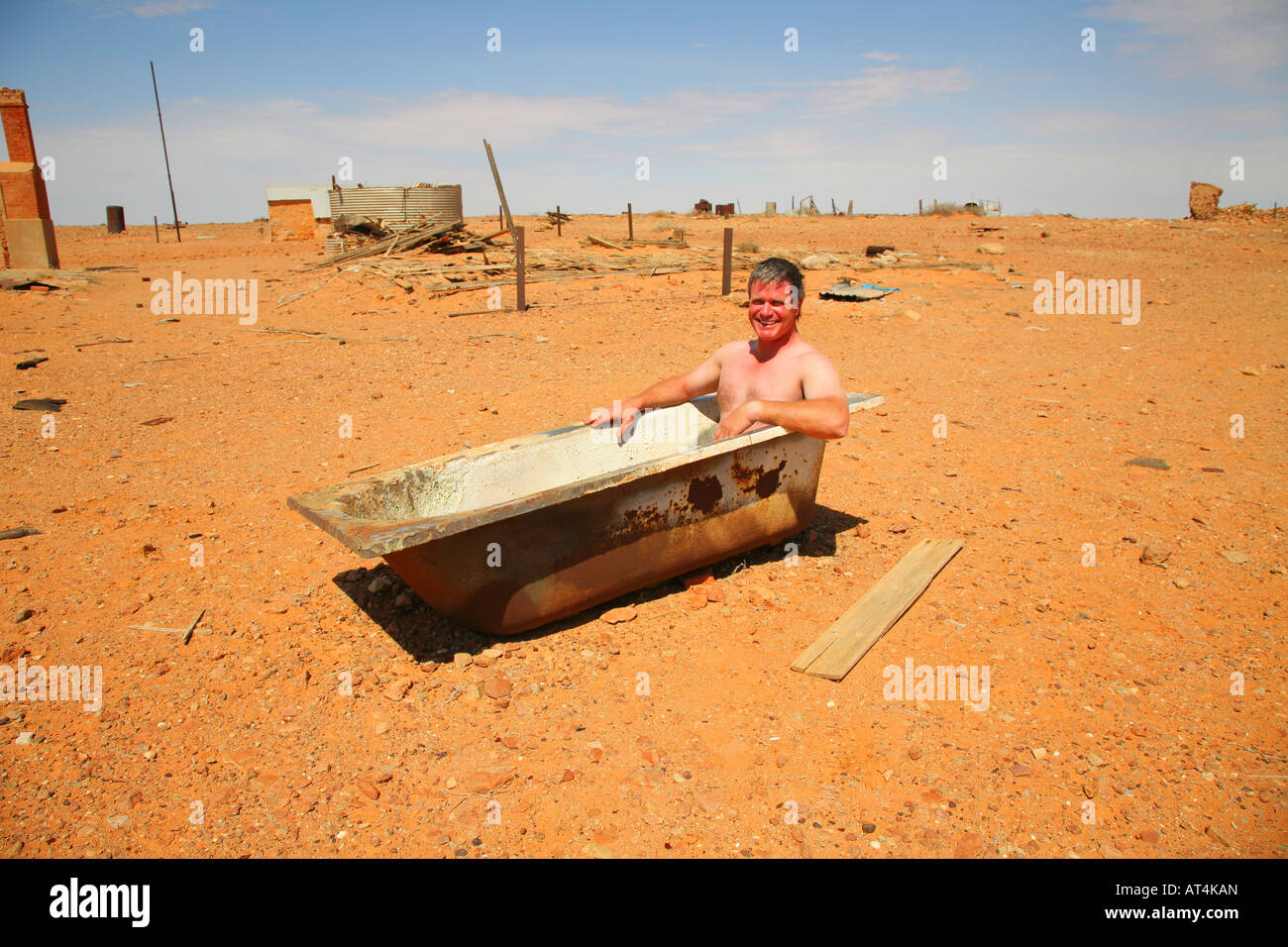 Having a bath Outback Australia Stock Photo - Alamy