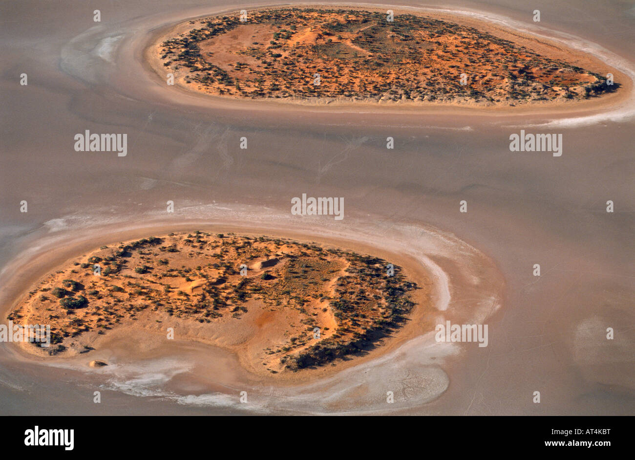 Islands in salt lake, outback Australia Stock Photo - Alamy