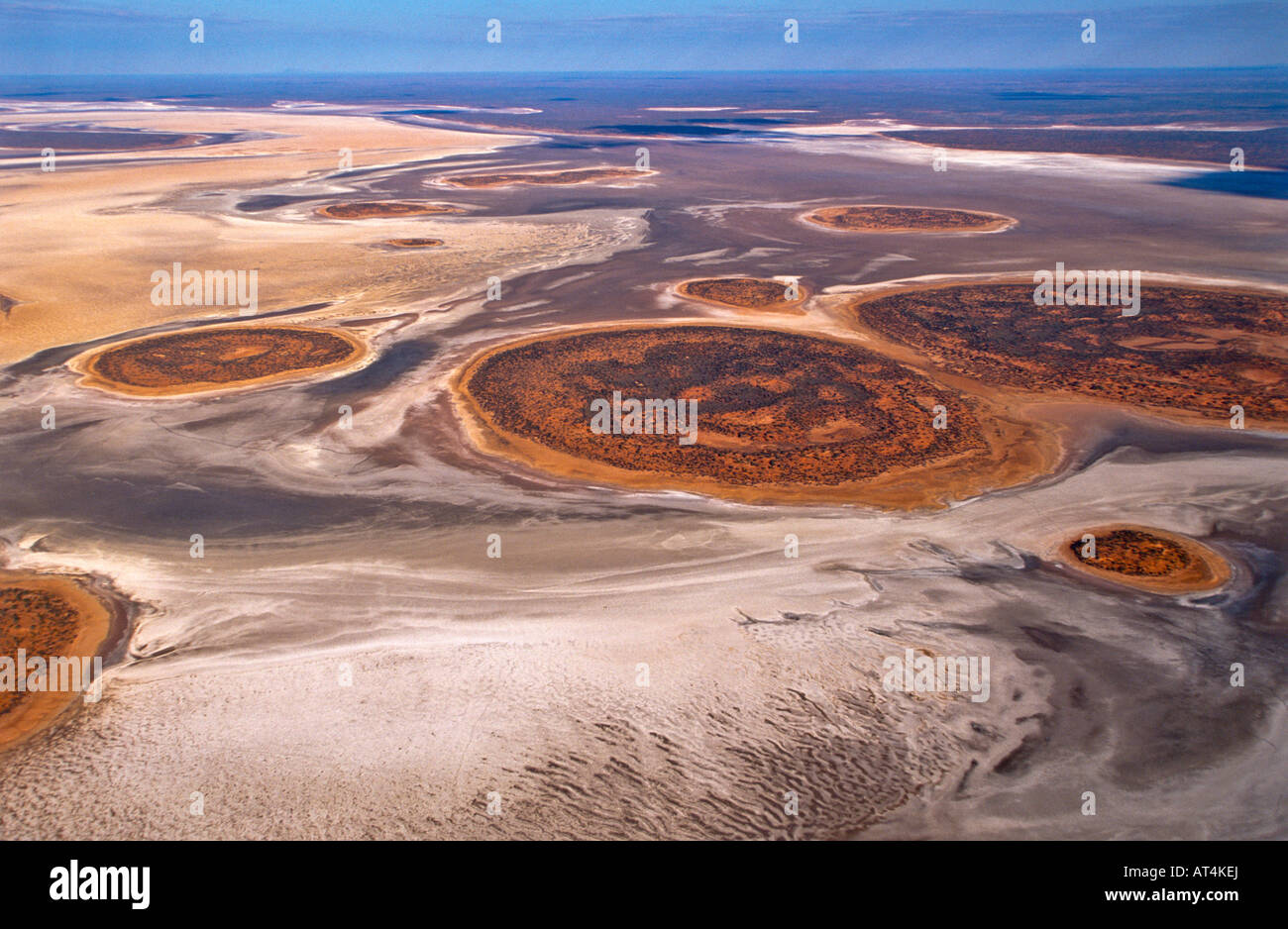 Islands in salt lake, outback Australia Stock Photo - Alamy