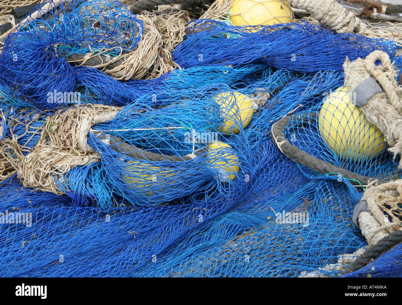Pattern of fishing nets hi-res stock photography and images - Alamy