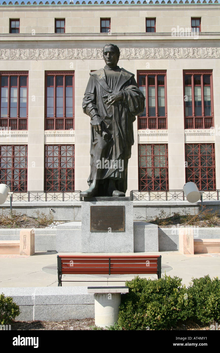 Statue christopher columbus city hall hi-res stock photography and ...