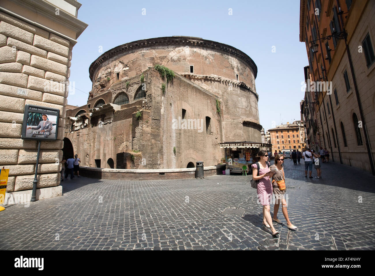 Rear view of the Pantheon, Rome Stock Photo - Alamy