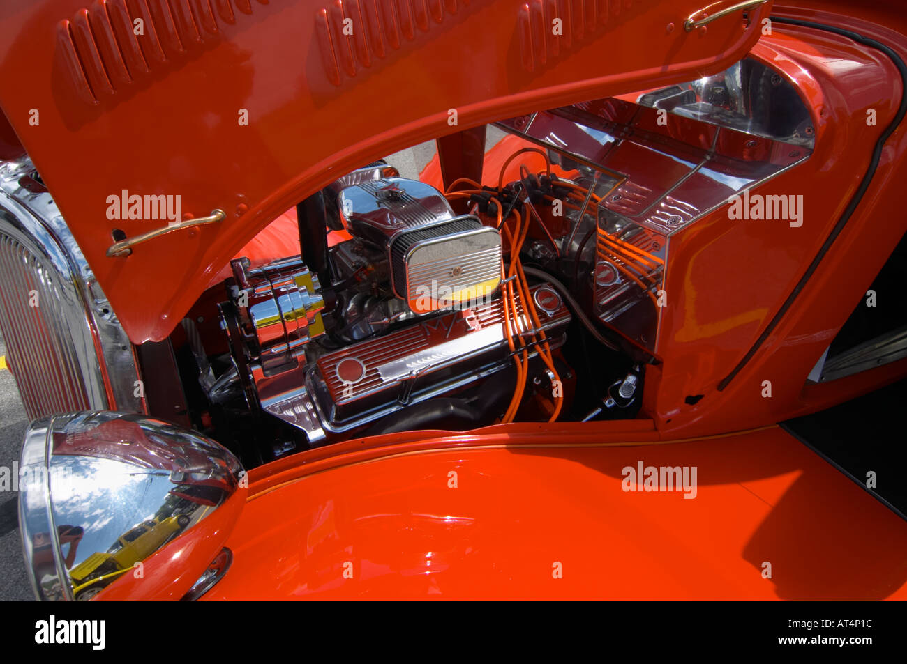 American V8 chromed hot rod engine Stock Photo - Alamy