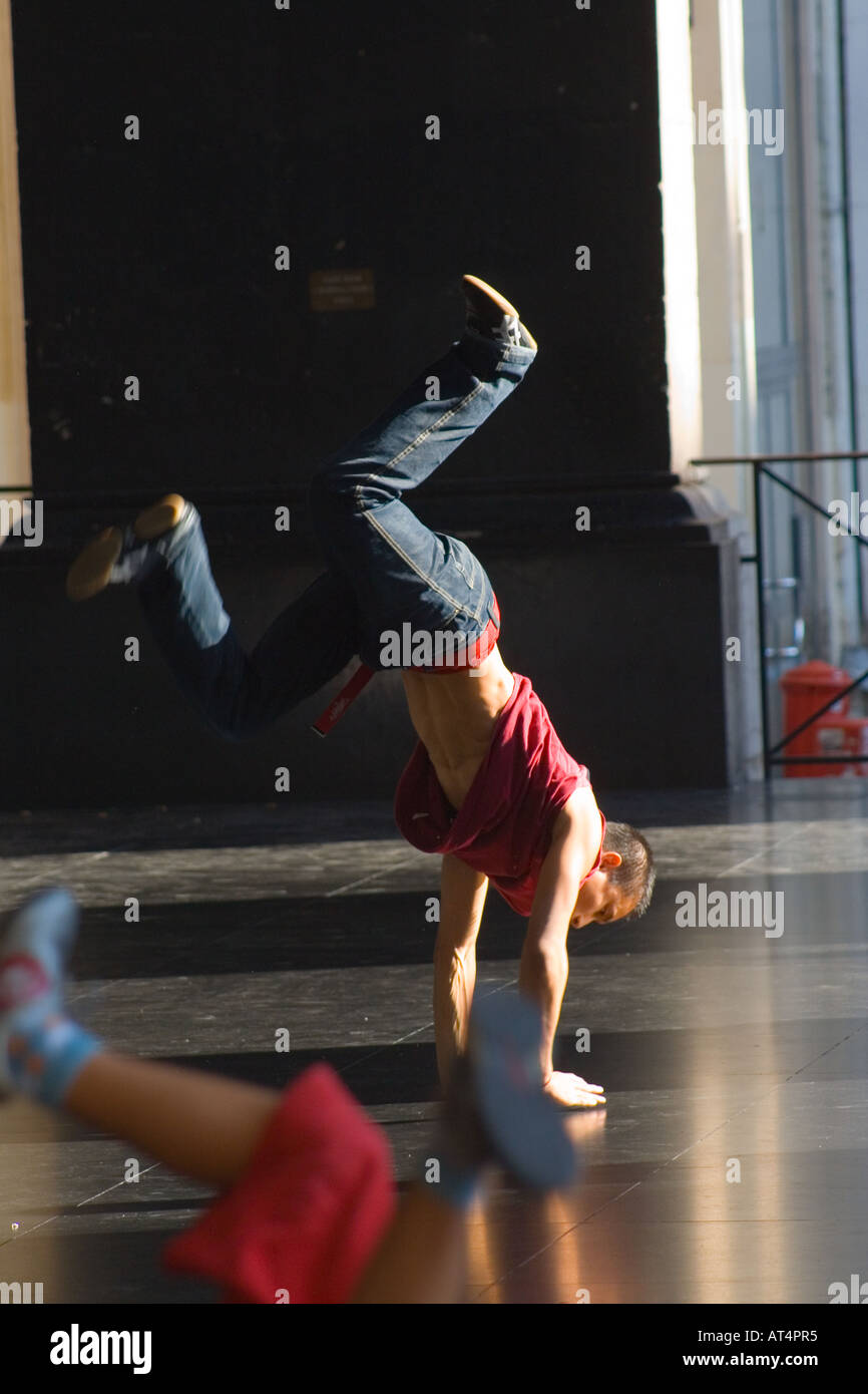 Sinewy body hi-res stock photography and images - Alamy