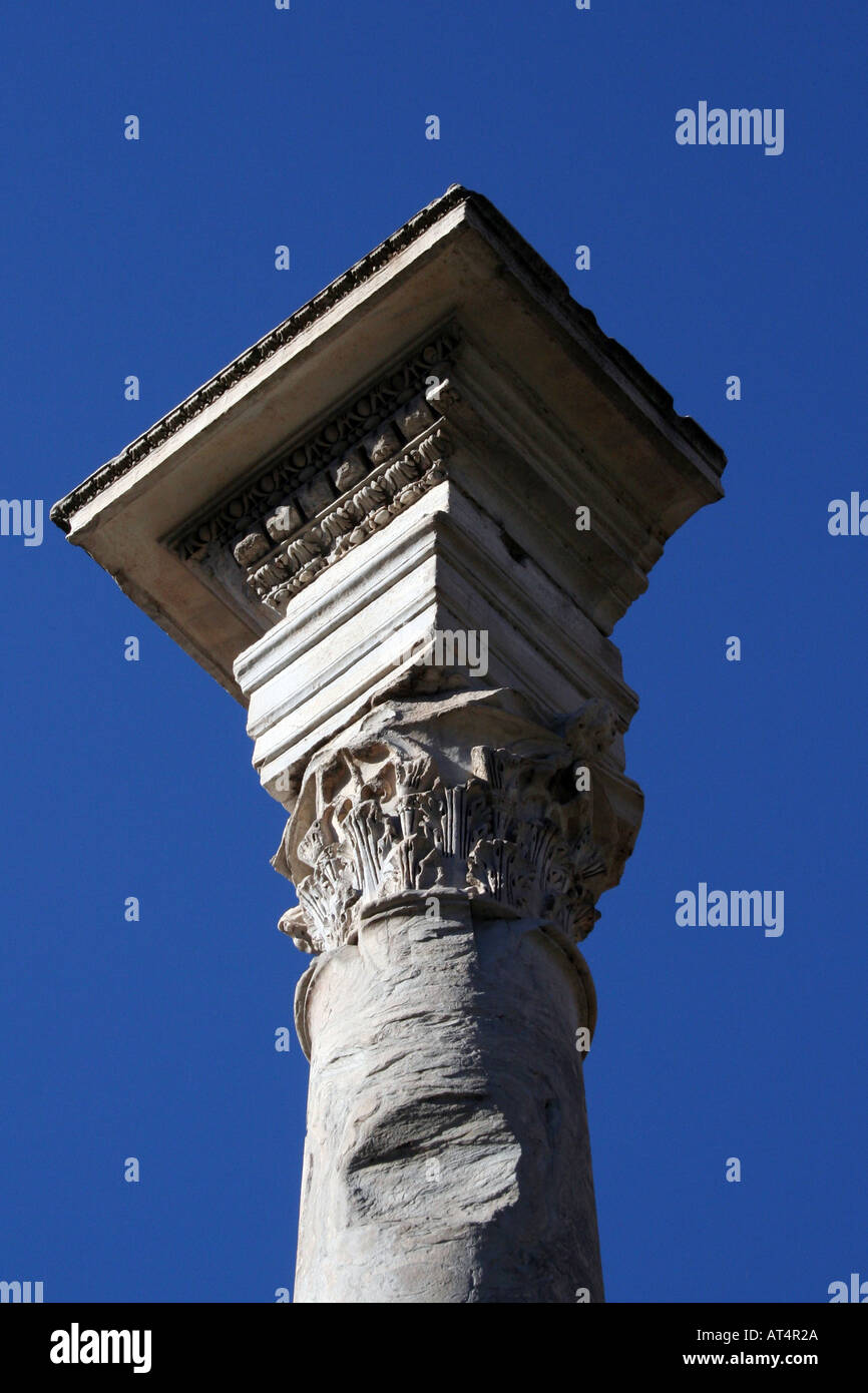 Ancient marble column - Roman Forum, Rome, Italy Stock Photo - Alamy