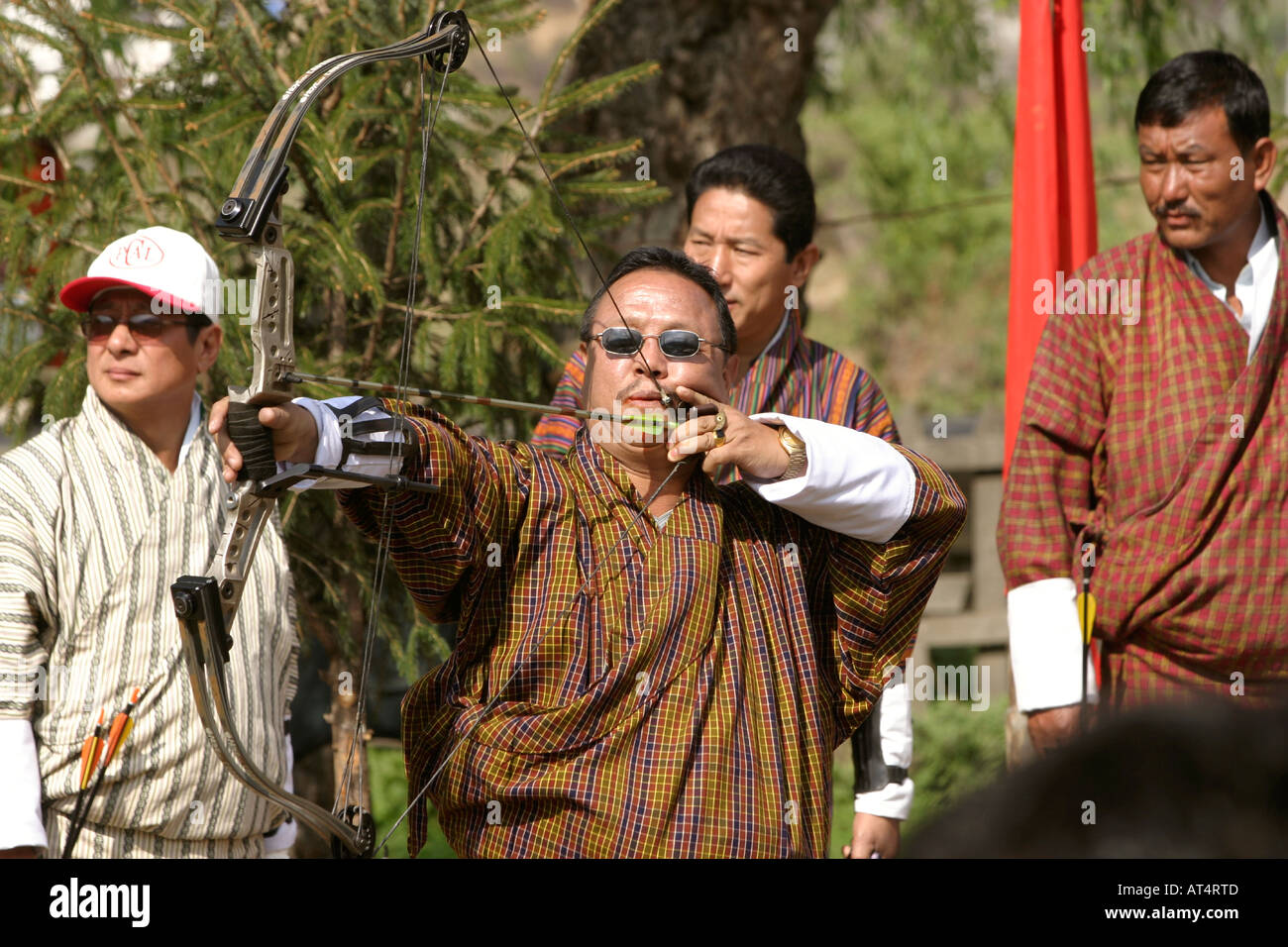 Bhutan Paro sport archery left handed archer Stock Photo - Alamy