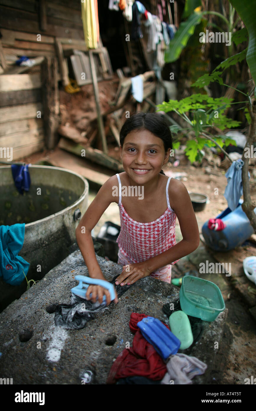 Displaced girl living in one of the slums of Barrancabermeja Stock ...