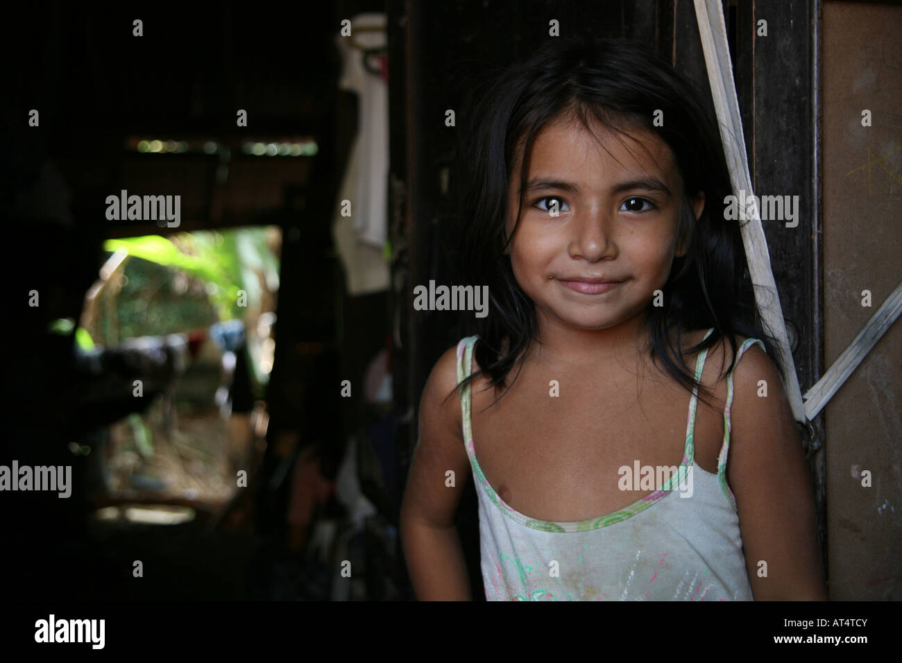 Portrait of a displaced girl in the slums of Colombia Stock Photo - Alamy