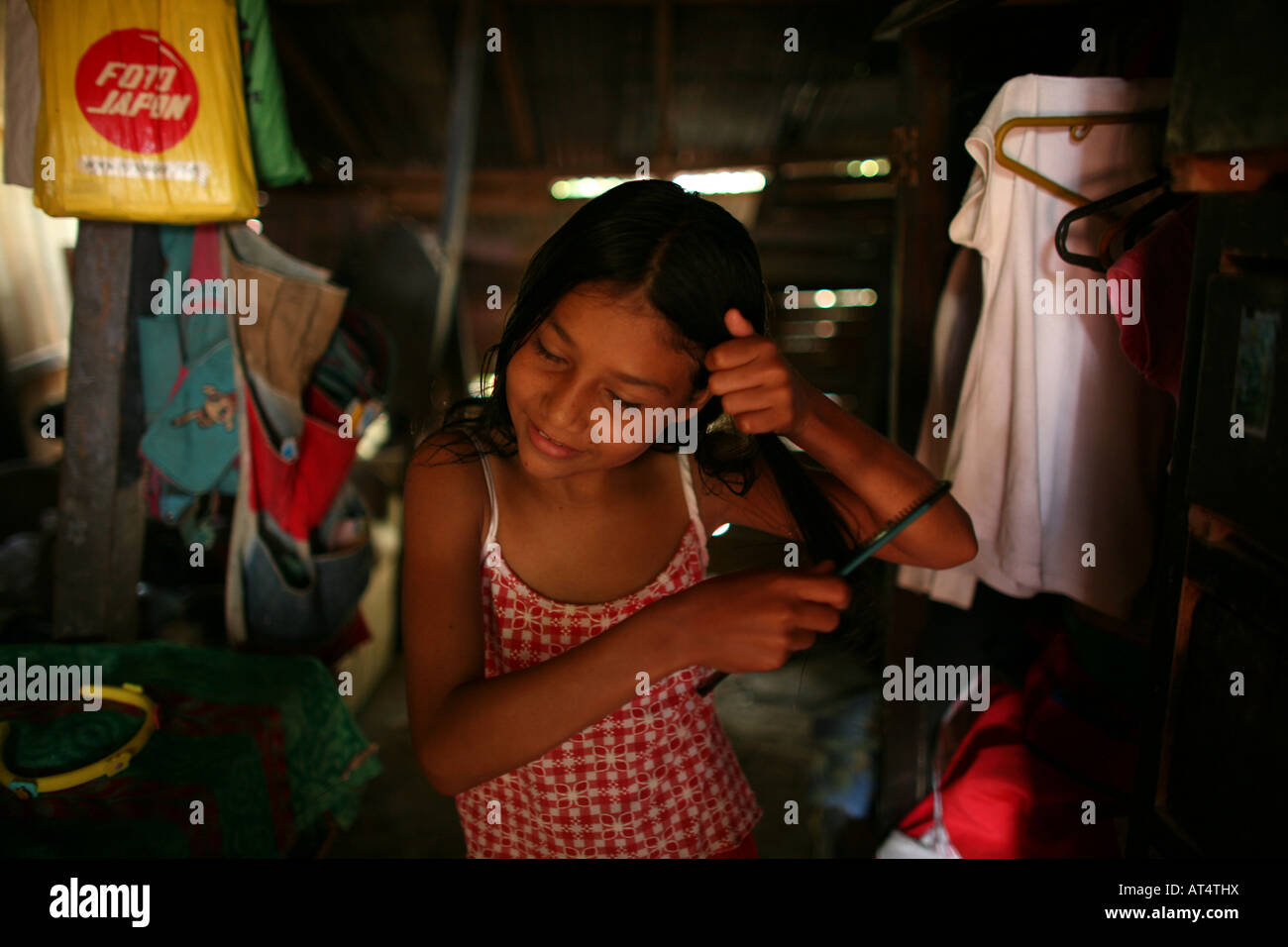 Displaced girl living in one of the slums of Barrancabermeja Stock ...