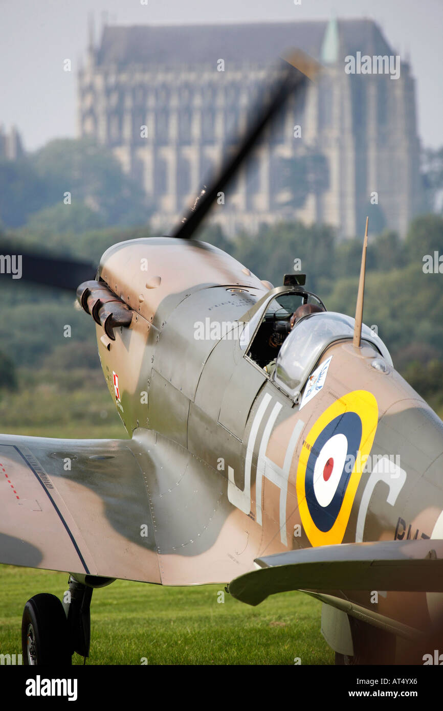 Ww2 spitfire hi-res stock photography and images - Alamy