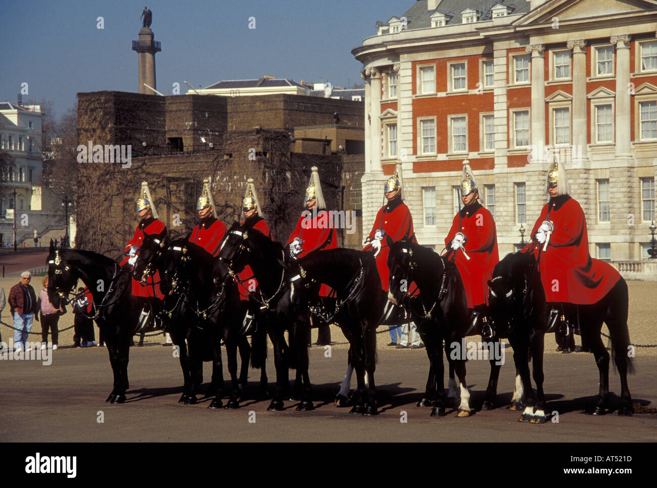 Beefeater soldier guards hi-res stock photography and images - Alamy