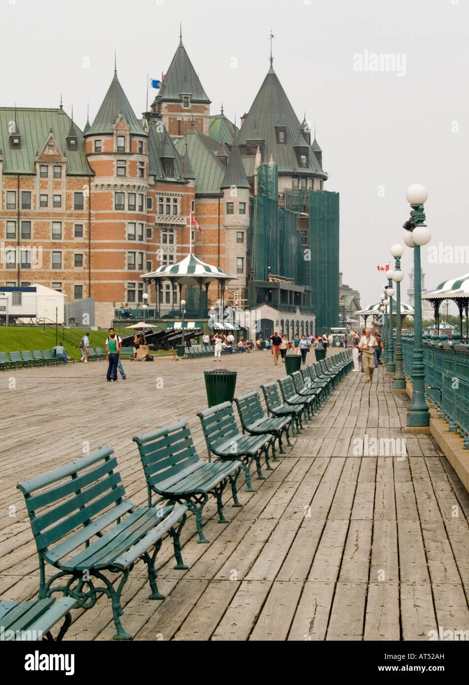 The Chateau Frontenac and the boardwalk of the Terrasse Dufferin, above ...