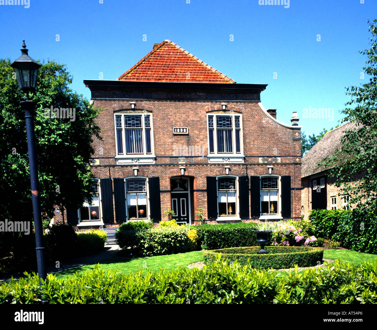 Alblasserwaard Netherlands farm house garden Stock Photo - Alamy